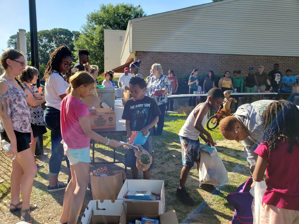 Photos – Happy Helpers For the Homeless